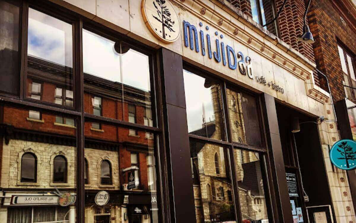 Top 10 restaurants in Guelph | Le Petit Chef