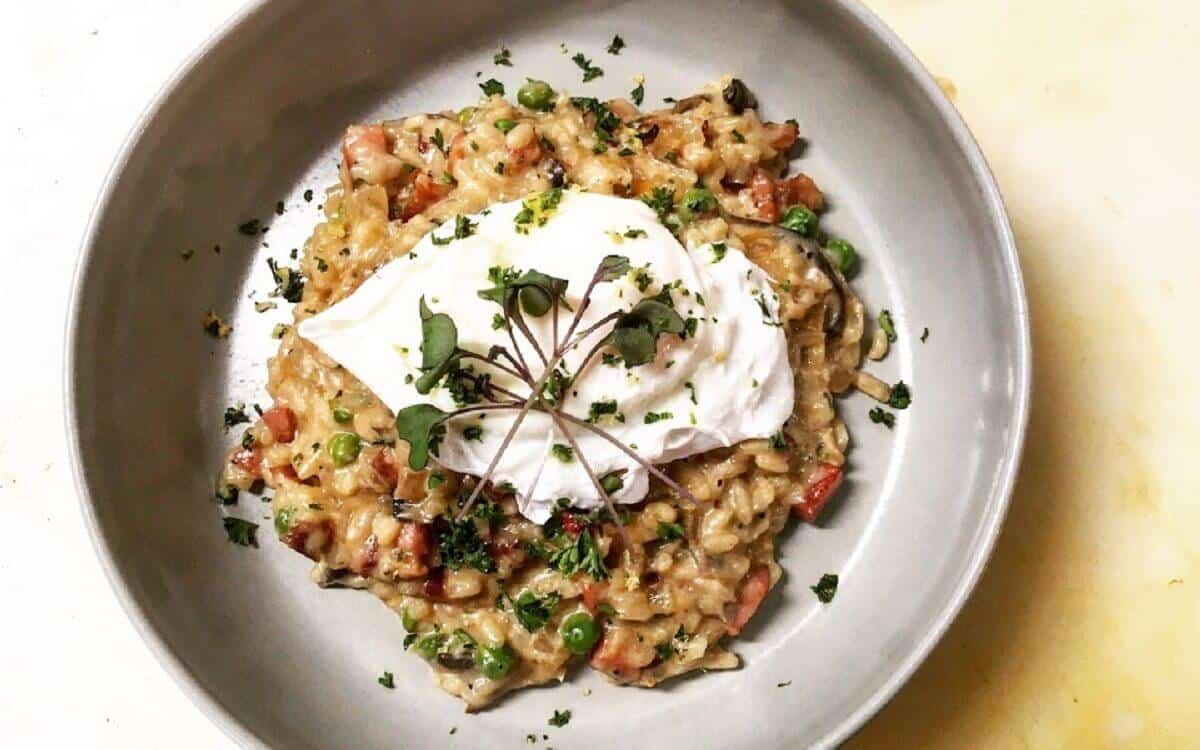 Top 10 restaurants in Guelph | Le Petit Chef